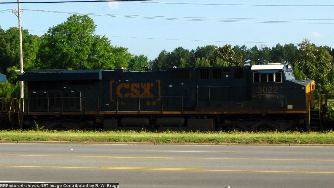 CSX 3022 (ES44AC-H)